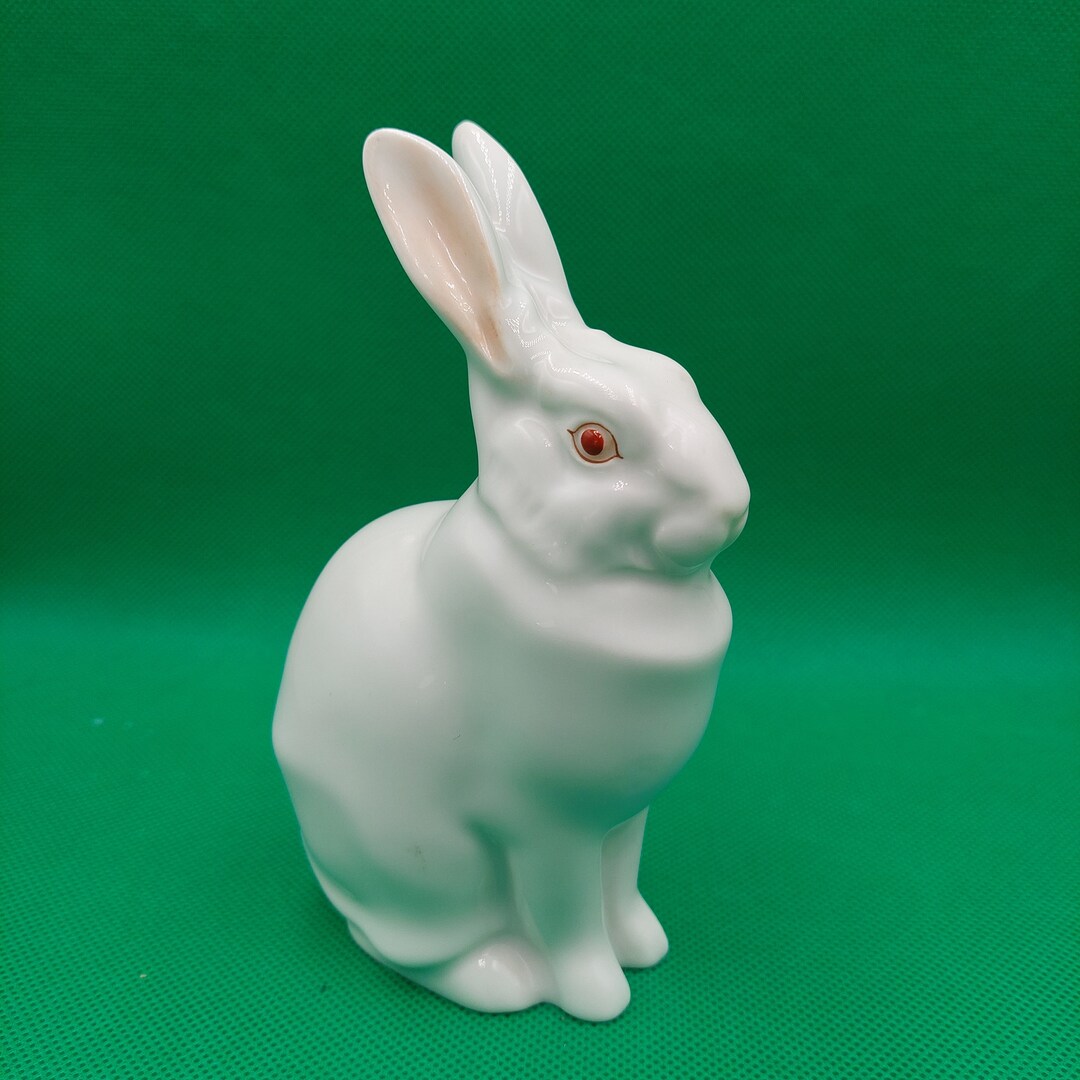 VINTAGE WHITE BUNNY Mid-century Porcelain Rabbit With Red Eyes Hungary ...