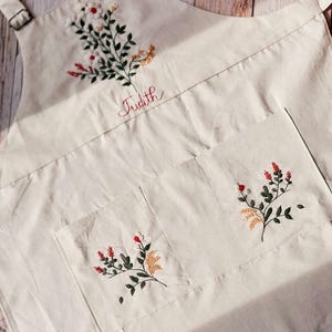 Natural Embroidered Floral Apron, Personalized Hand Embroidered Apron, Kitchen, Cooking, Florist ...