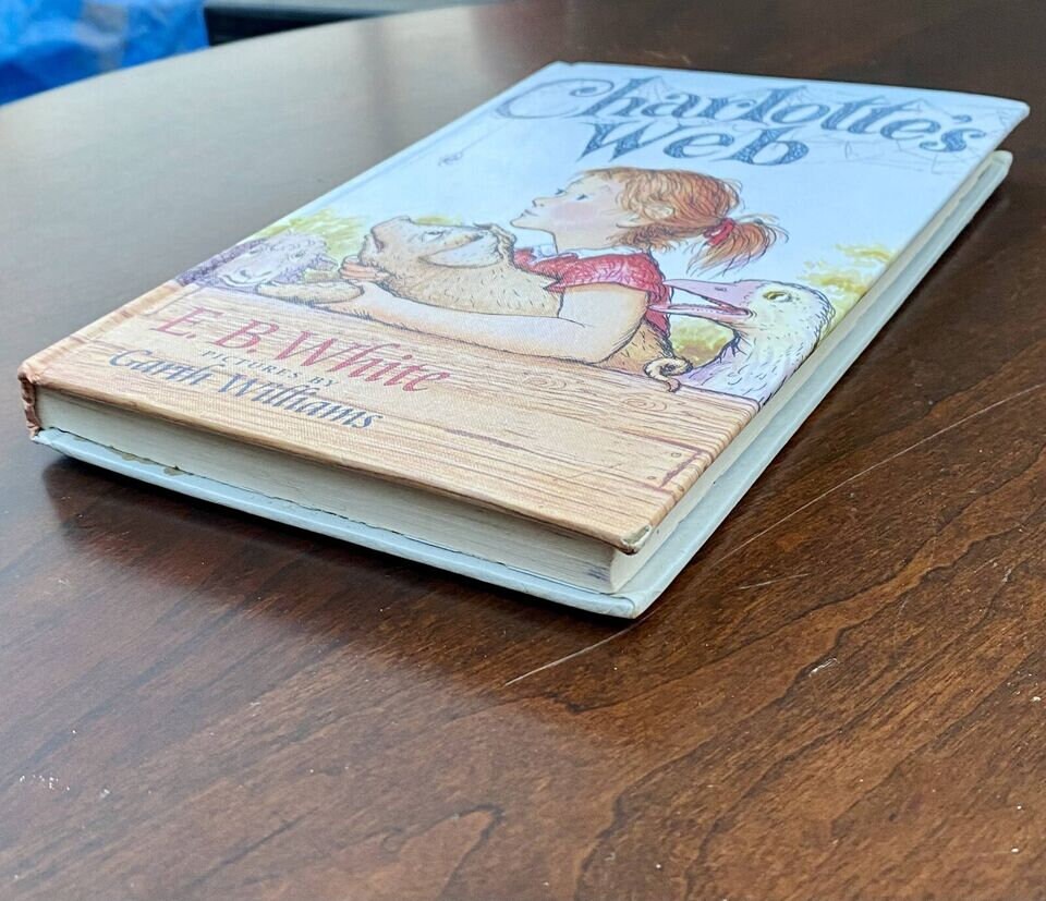 Charlottes Web Hardcover Book by E.B. White - Etsy