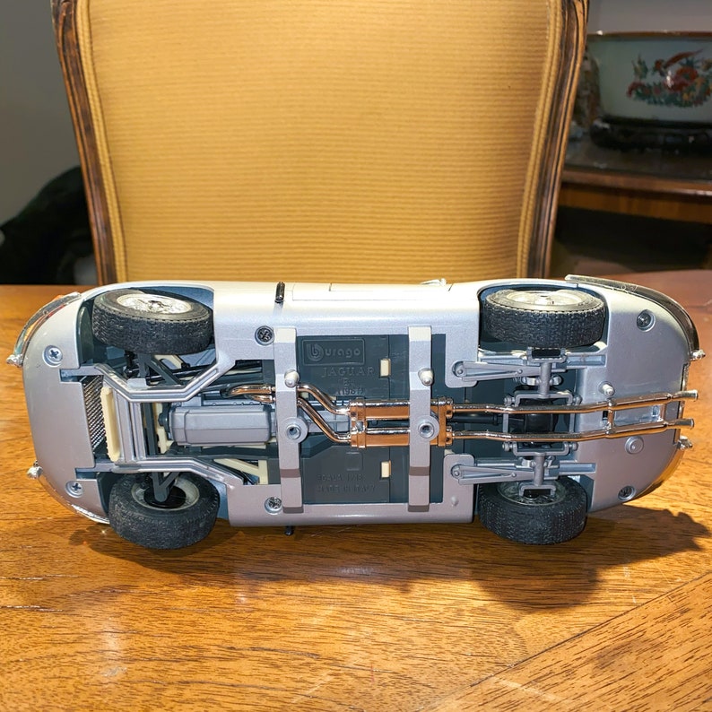Bburago Jaguar E 1961 Silver Model Car 1/18 Scale - Etsy