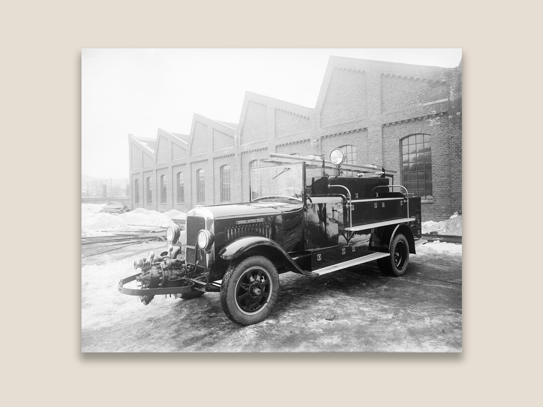 Classic 1920's General Motors Fire Engine. Restored Vintage Black ...