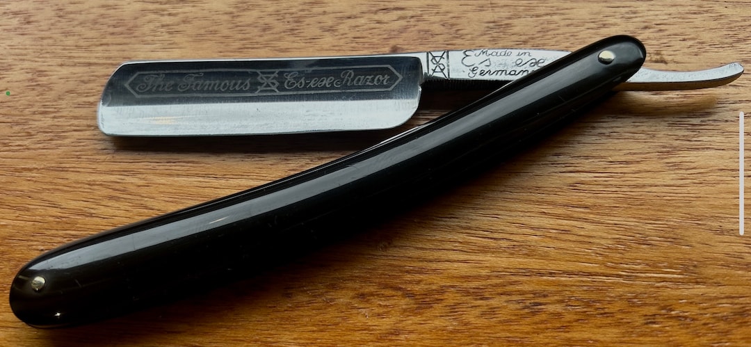 Vintage - Top Quality ES-EX Cut-throat/straight Razor by Carl Friedrich ...