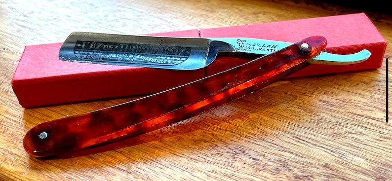 Red Textured Paper Traditionally Made Straight Razor Box, Fits 5/8” & 6 ...