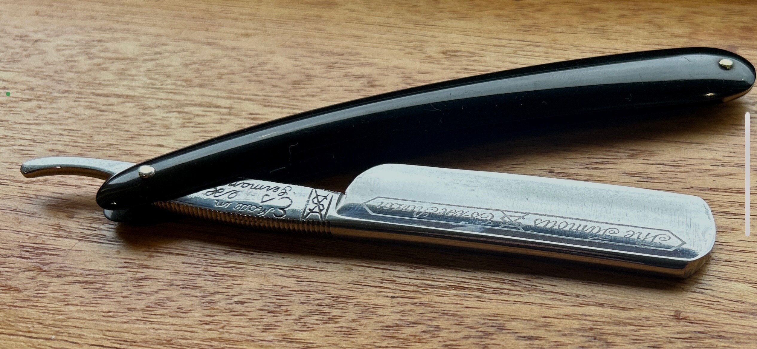Vintage - Top Quality ES-EX Cut-throat/straight Razor by Carl Friedrich ...