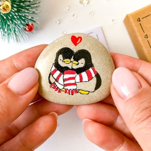 Kissing Penguins Pebble | Be My Penguin | Love Penguin Gift | Penguin ...