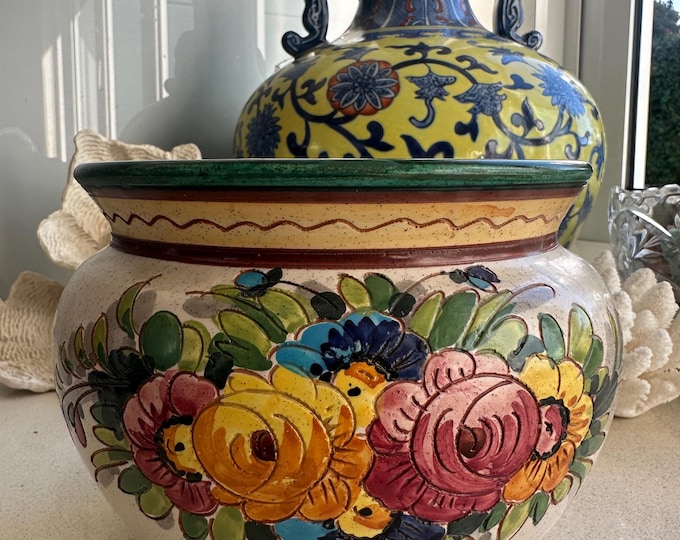 Italian Hand-painted Floral Vase: Mediterranean Majolica Pottery Cache ...