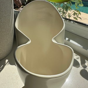 Beswick Art Deco Vase / White Delicate Vase Handkerchief Design - Etsy