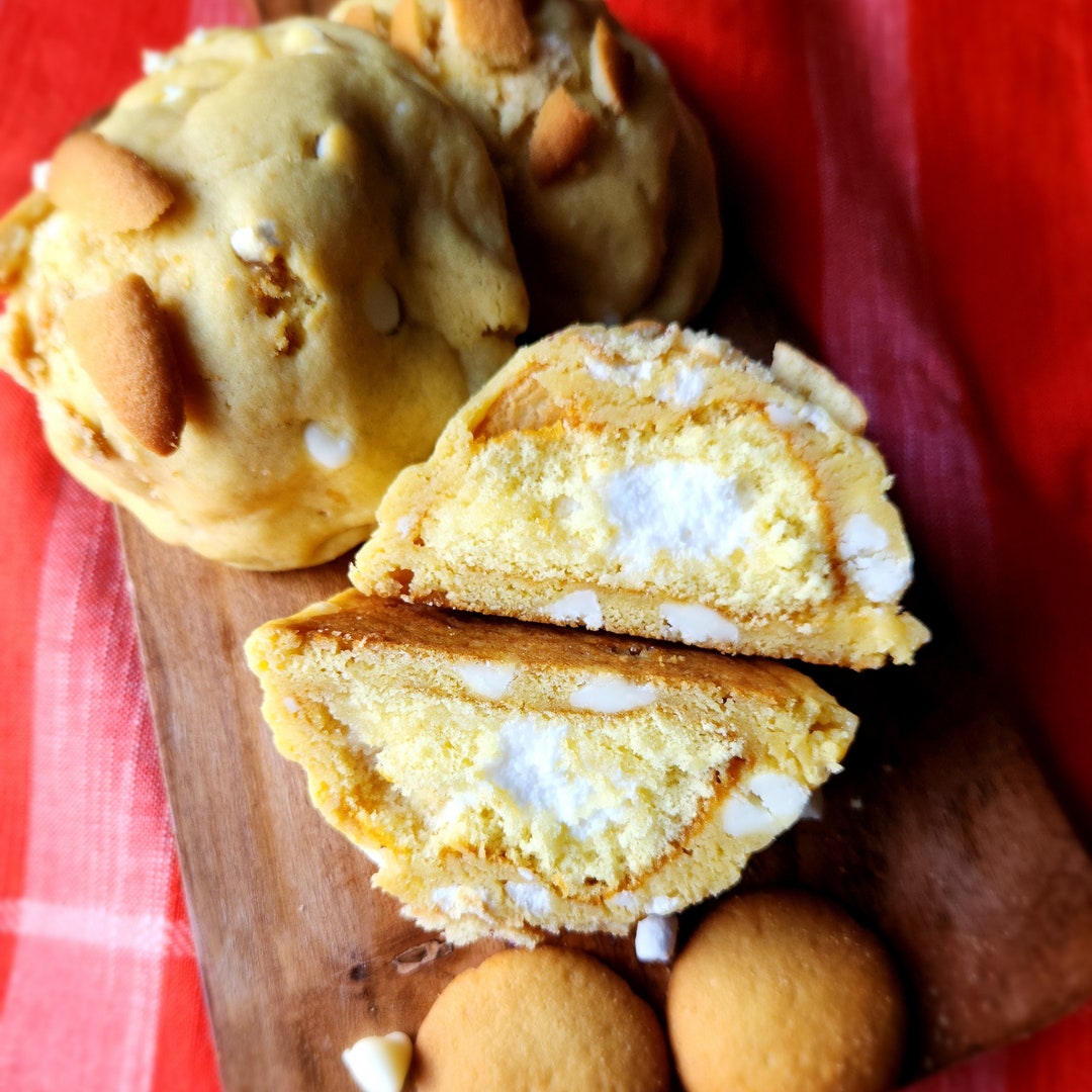 Banana Cream Pie - Gourmet Stuffed Cookie - Etsy