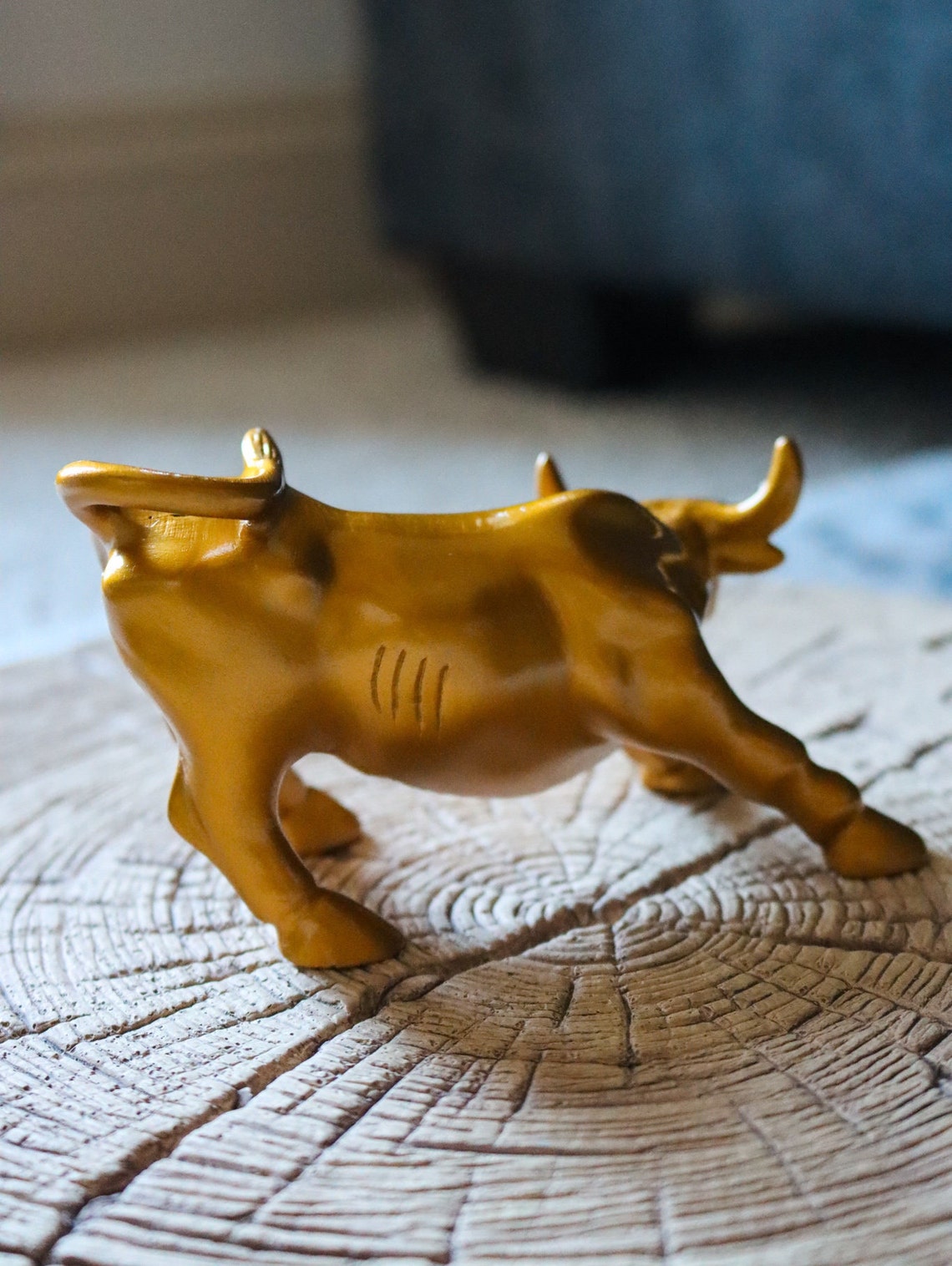 Wall Street Bull Figurine, Charging Bull, Desk Decor, Christmas Gift ...