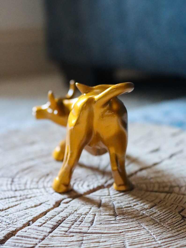 Wall Street Bull Figurine, Charging Bull, Desk Decor, Christmas Gift ...