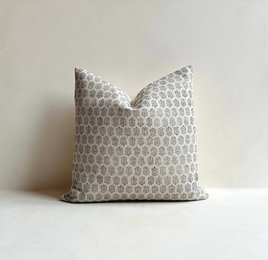 Zara Hand-blocked 20"x20" Cushion Cover - Etsy