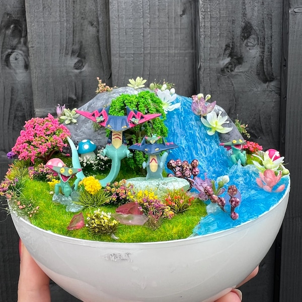 Custom Terrarium Pokeball - Etsy