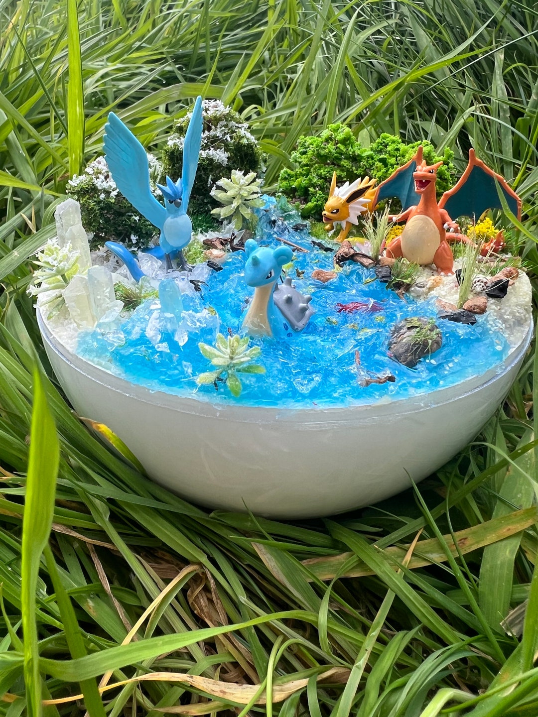 Custom Giant Pokeball Terrarium With Your Chosen Characters - Etsy