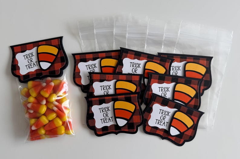 Set of 8 Halloween Treat Toppers With Bags, Handmade, Trick or Treat ...