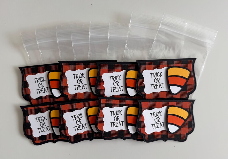 Set of 8 Halloween Treat Toppers With Bags, Handmade, Trick or Treat ...