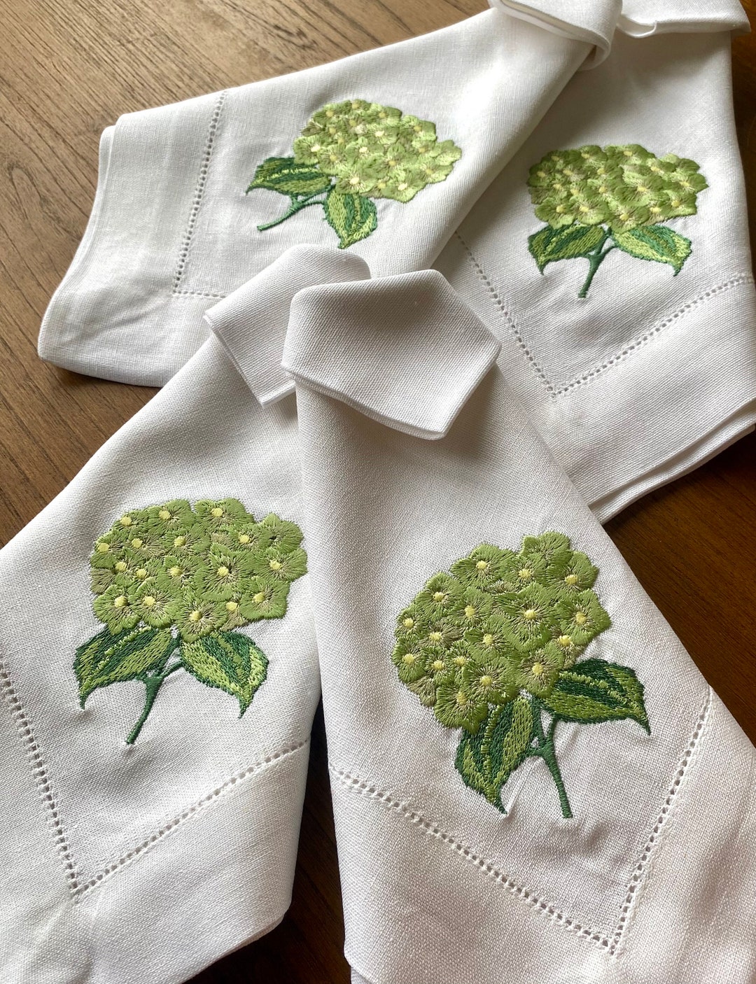 Hydrangea Napkin Linen Napkin With Embroidery Green Hydrangea Napkin - Etsy