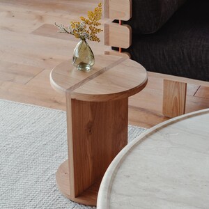 Round Contemporary Wooden Side Table - Occasional Table in Oak - Round ...