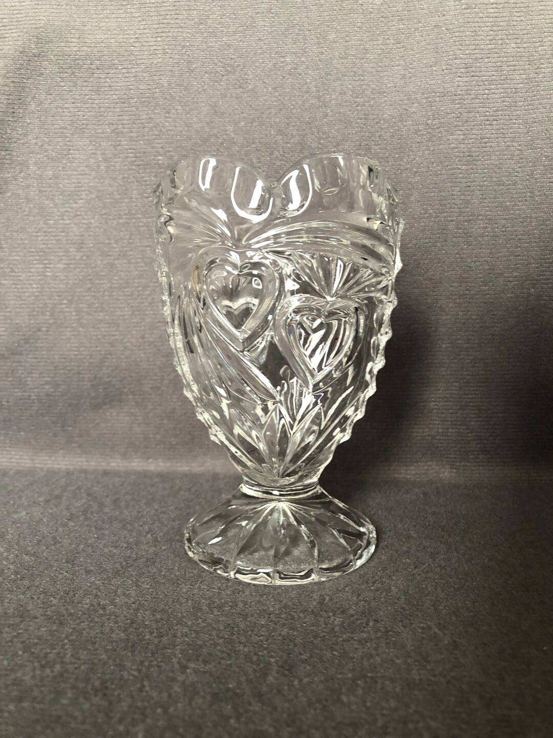 Vintage Crystal Heart Vase - Etsy