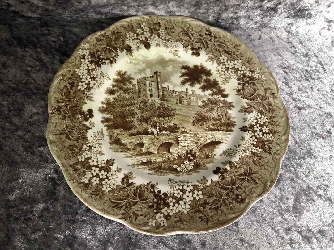Vintage Plate Derbyshire Haddon Hall - Etsy