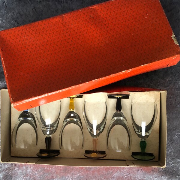 Vintage Wine Glasses - Etsy