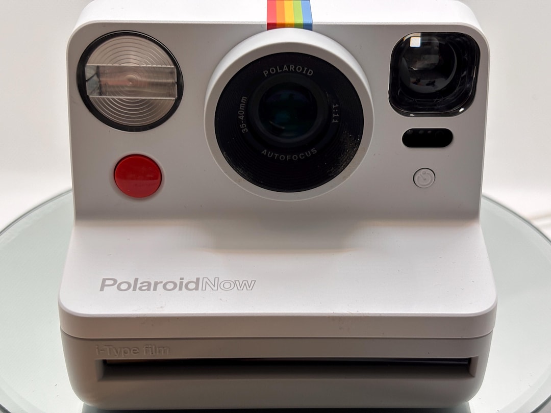Polaroid Now Instant Camera | Modern Analog Camera With Autofocus ...