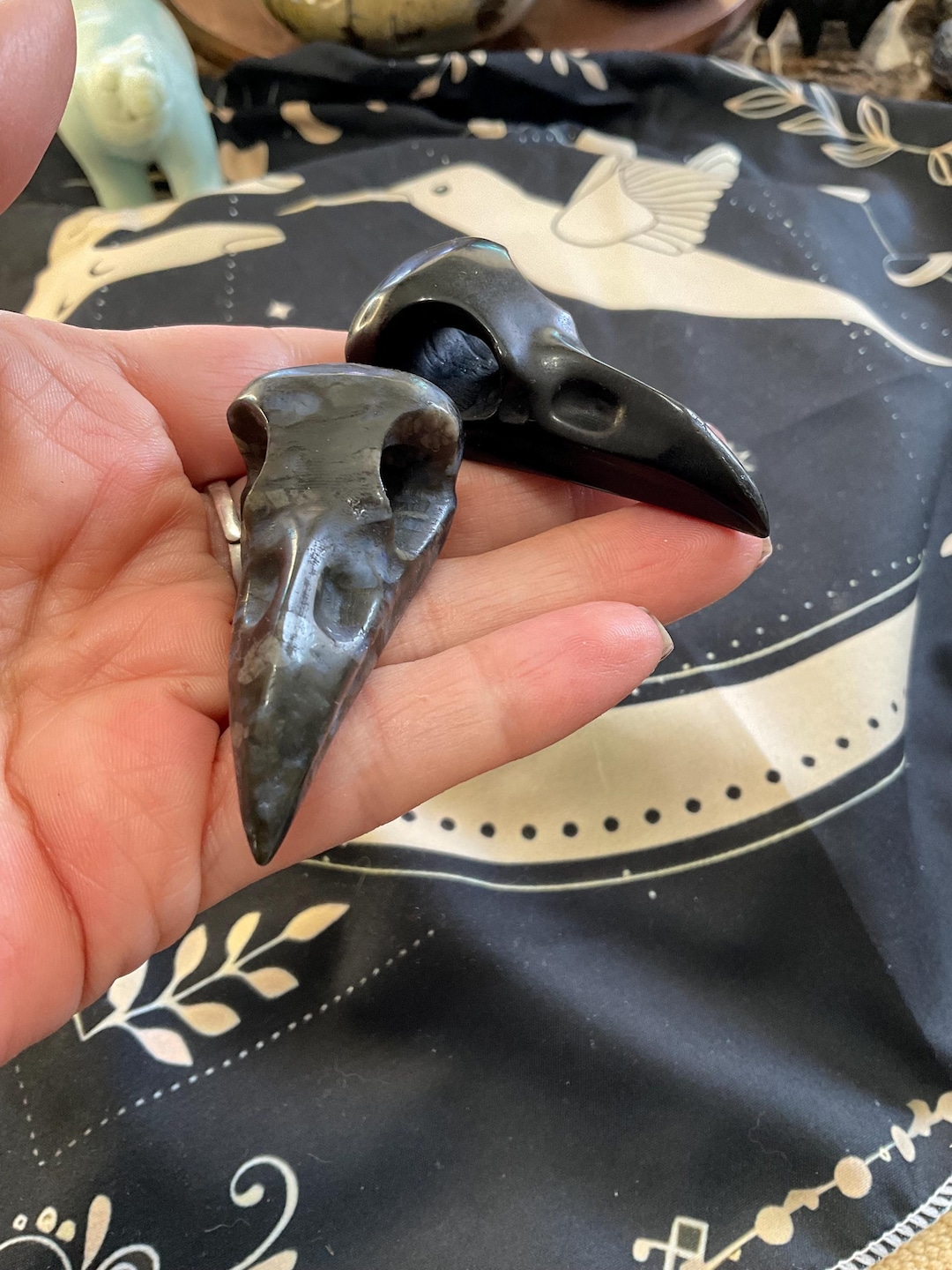 Gemstone Raven Skull Carving: Raven Head Figurine - Etsy