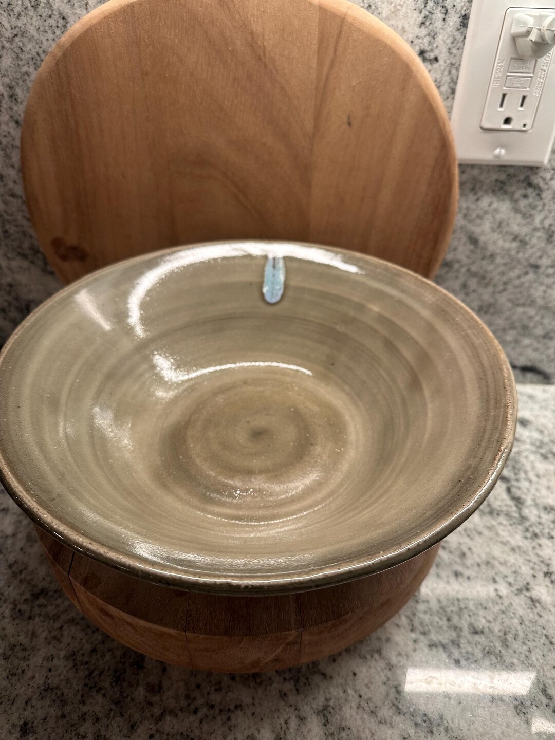 RARE 10-1/4" Wide Studio Art Green With Blue Feather Pottery Bowl ...