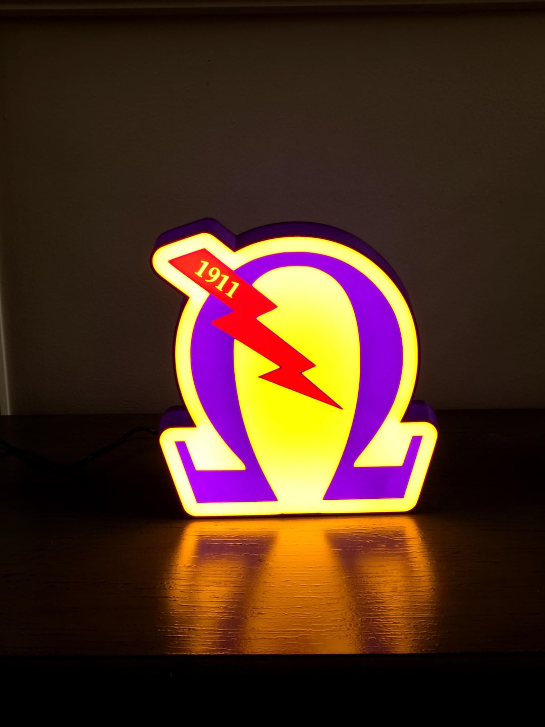 Omega Psi Phi "que Dawg" Lightning Bolt LED Lightbox - Etsy