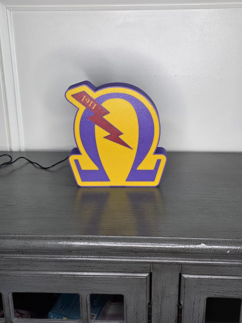 Omega Psi Phi "que Dawg" Lightning Bolt LED Lightbox - Etsy