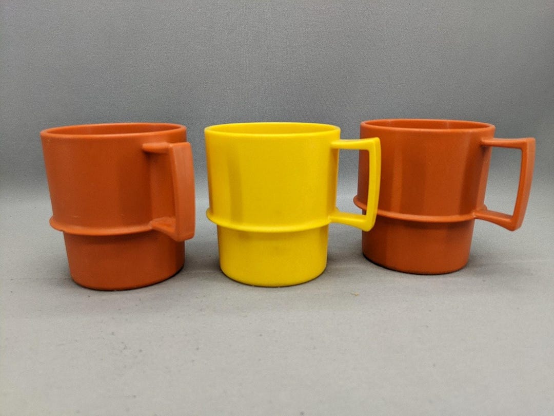 3 Vintage Pastel Tupperware Stacking Mugs 1312 - Etsy