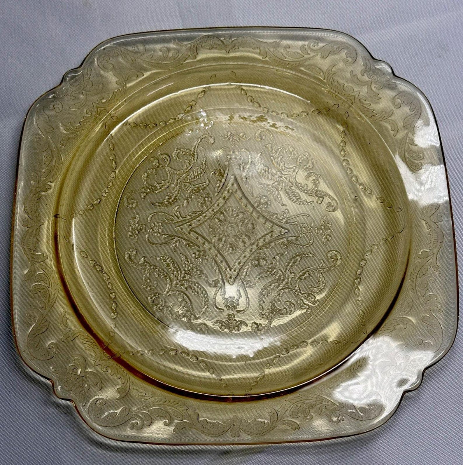 Federal Depression Glass, Madrid Amber Yellow 9 Iinch Diameter Square ...