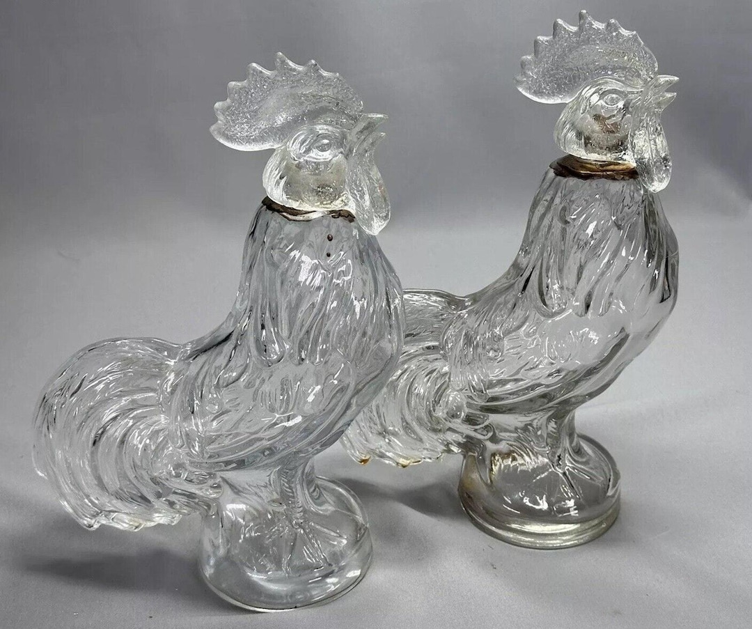 2 Glass Crowing Rooster Chicken Decanter 11 Bottle Farmhouse Decor ...