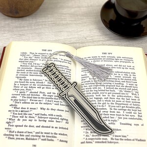 Hunting Knife Bookmark Gift for Men Who Read Books Horror Fans Cool ...
