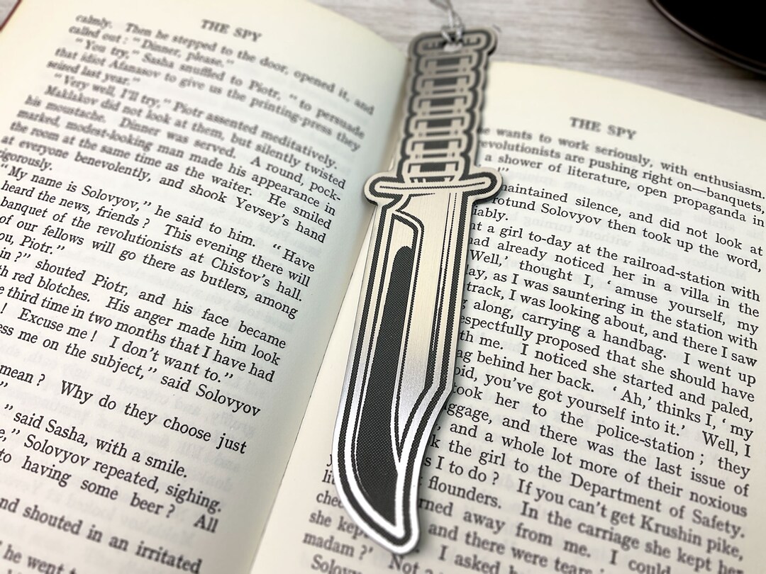 Hunting Knife Bookmark Gift for Men Who Read Books Horror Fans Cool ...
