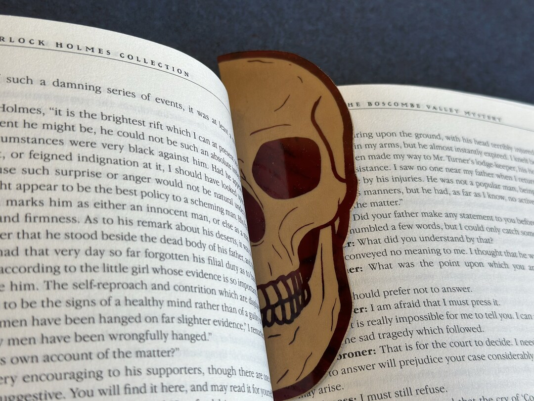 Skull Bookmark for Horror Fans of Scary Books Cool Bookmark Spooky Gift ...