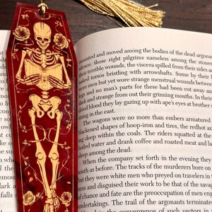Skeleton Bookmark Skull Bookmark for Horror Fans of Scary Book Funny ...