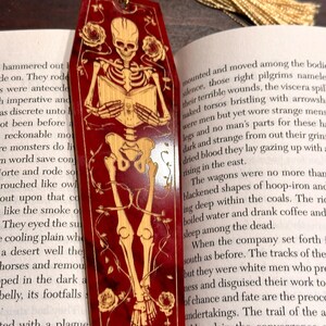Skeleton Bookmark Skull Bookmark for Horror Fans of Scary Book Funny ...