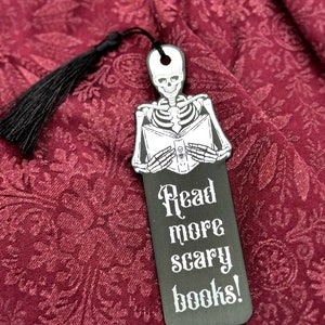 Skeleton Bookmark Skull Bookmark for Horror Fans of Scary Book Funny ...