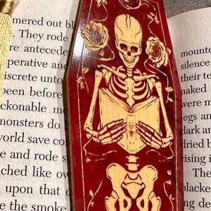 Skeleton Bookmark Skull Bookmark for Horror Fans of Scary Book Funny ...