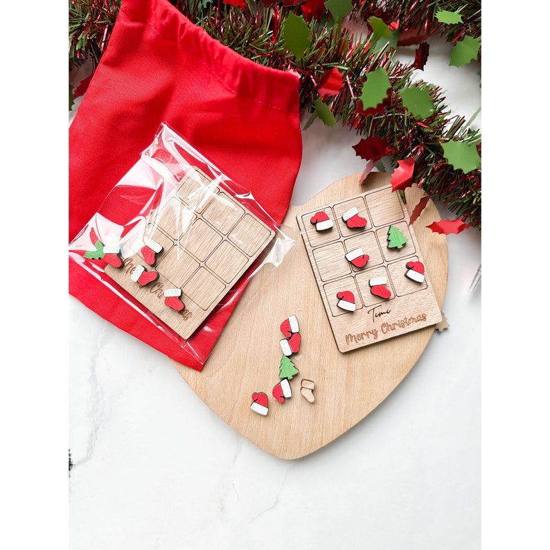 Personalized Christmas Tic Tac Toe Game: Wooden Table Favors - Etsy