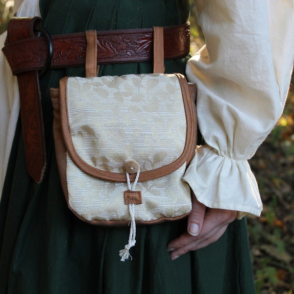 Renaissance Pouch - Etsy
