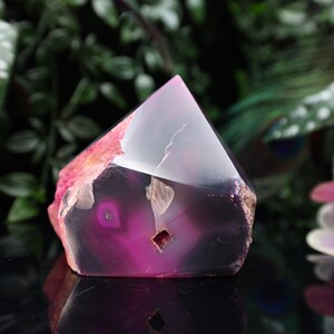 Agate Point. Half Polished, Half Raw, Main Color Pink. Agate Colored ...