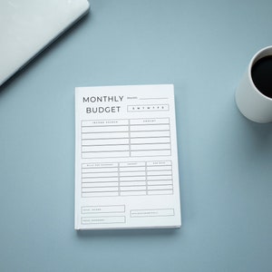 Digital Monthly Budget Template, Downloadable and Printable Monochrome ...