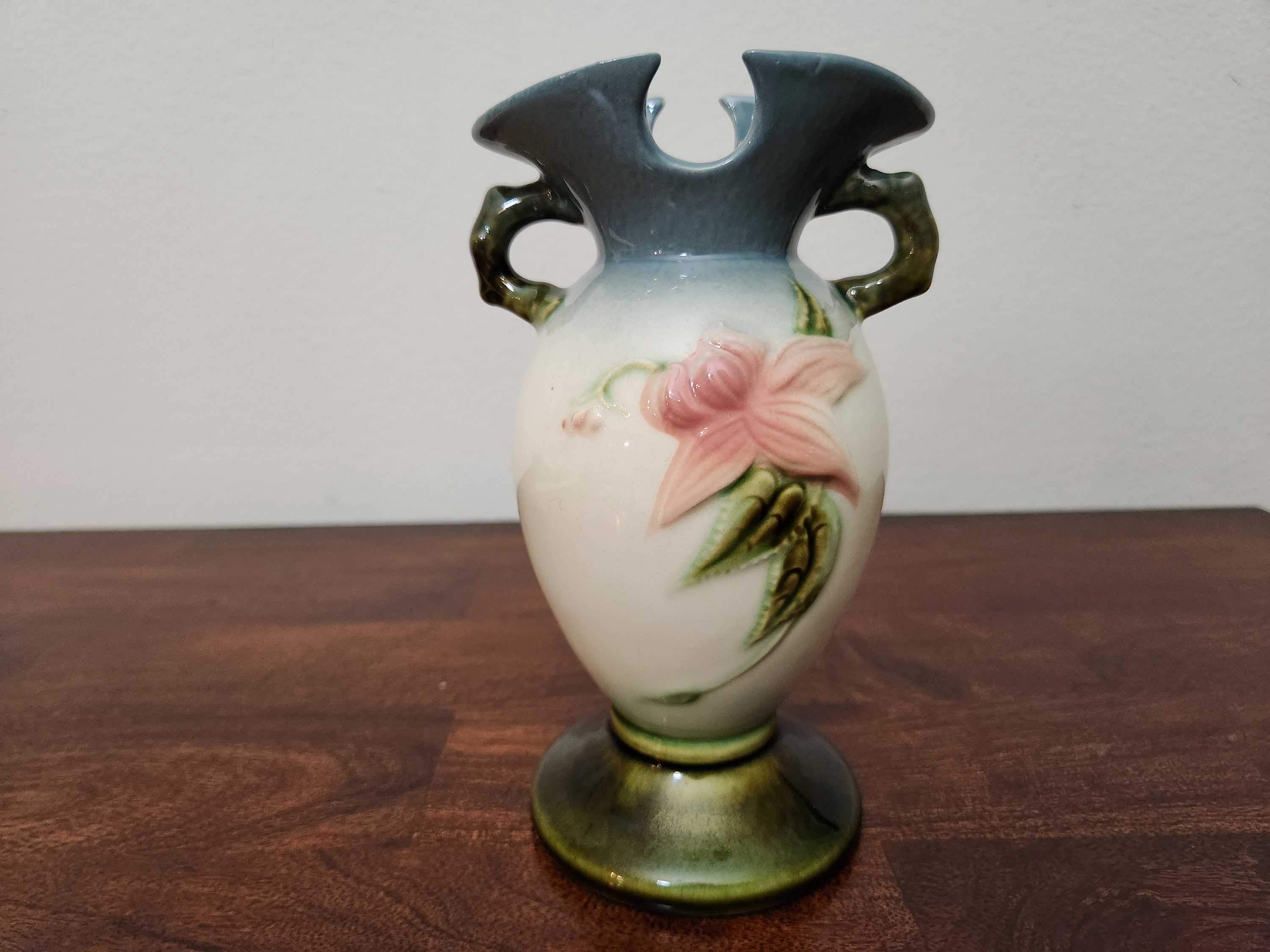 Vintage, 1950s, Hull Pottery Art, Woodland, Blue Cream Tones With Pink ...
