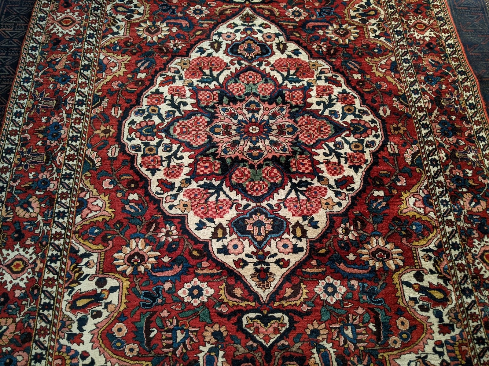 Antique Chahar Mahal Bakhtiari Persian Rug: Floral Medallion, Circa ...