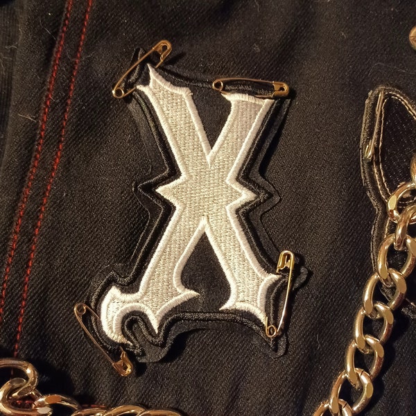 Kingdom Hearts Pin - Etsy