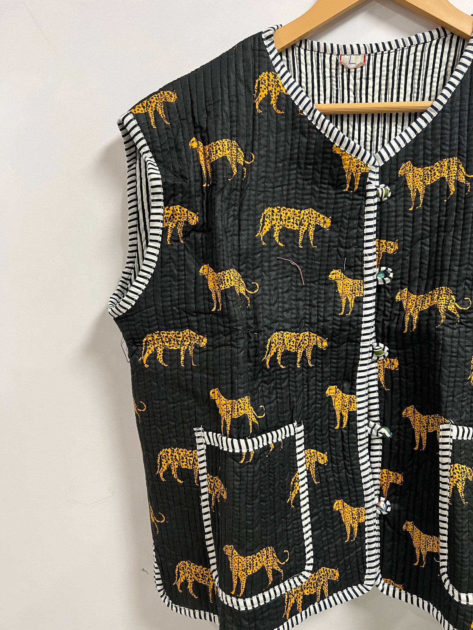 Tiger Print Vest Coat, Stripe Piping Sleeveless Jacket, Unisex Short ...
