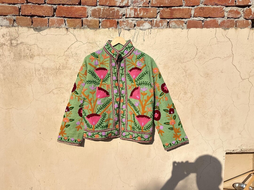 Suzani Hand Embroidery Flower Jacket Winter Wear Quilted Jacket Short ...