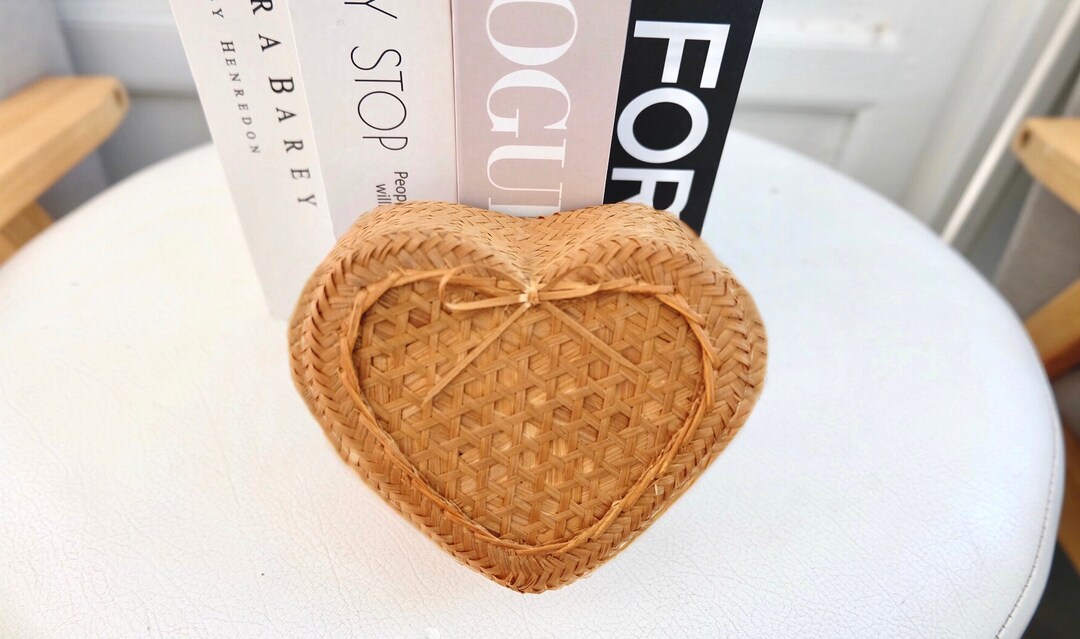 BAMBOO GIFT BOX Handmade Heart Shaped Rattan Wicker Basket From ...