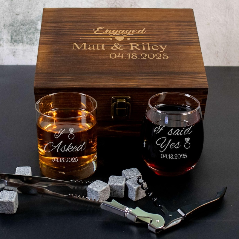 Bourbon Couples Gift - 60+ Gift Ideas for 2026